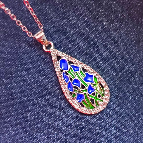 Jewelry | New Delicate Retro Style Inlaid Floral Blue Flower Pendant ...